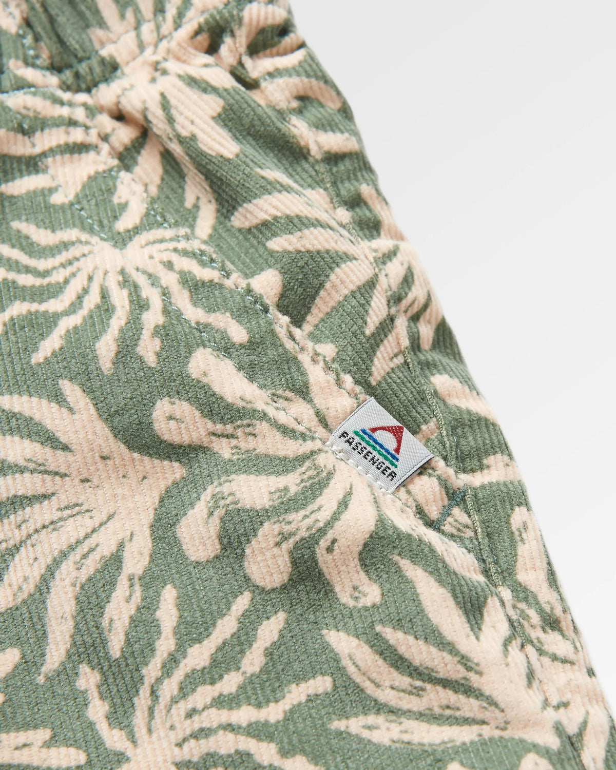 Santosa Organic Cotton Cord Short Seaweed Pistachio – Passenger