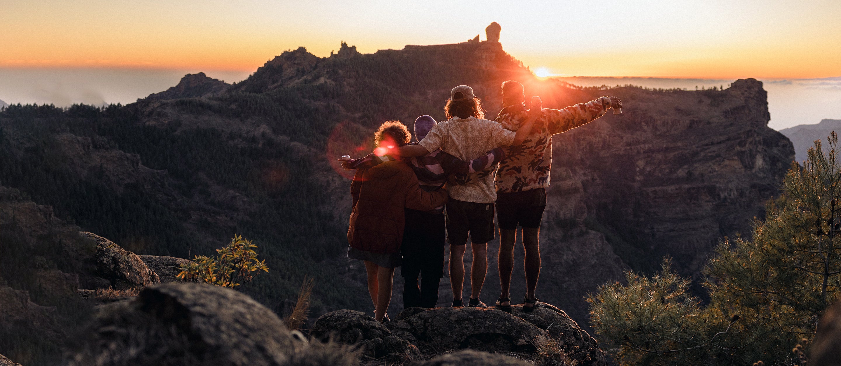 Passenger Clothing ® - Outdoor & Sustainable Clothing